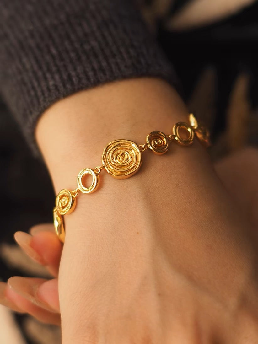 Nadine Bracelet | 24k Gold Plated – Sonomnia